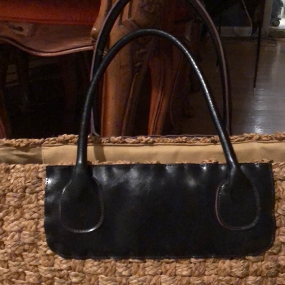 Flora Bella | Bags | Flora Bella Raffia Tote | Poshmark